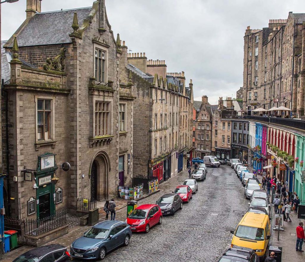 Nightfall Descends: Exploring Edinburgh’s Nightlife Hotspots – Best ...